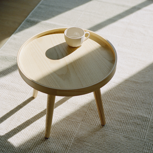 Softline - ALMA Table & Cushion – Lagom 142